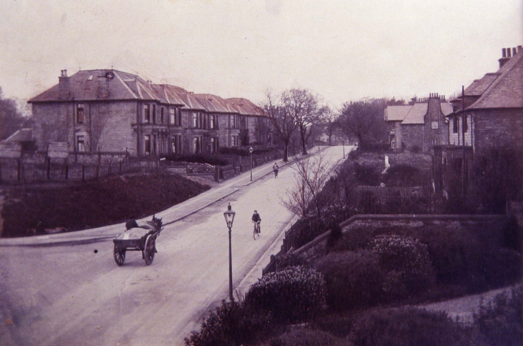 Davidson's Mains & Silverknowes Association - Barnton Gardens